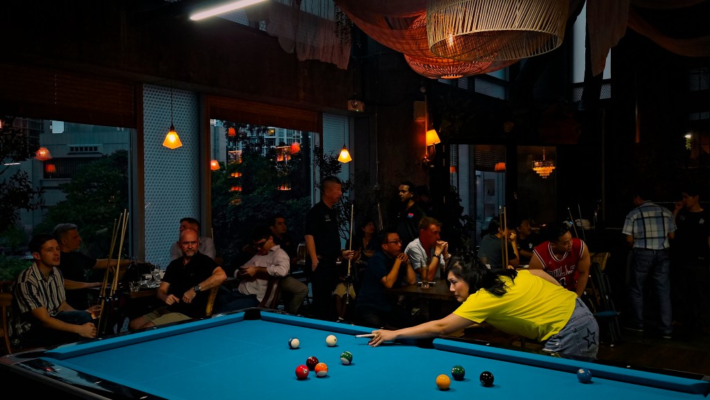 Best Pool Table Bars and Entertainment Hotspots in Singapore